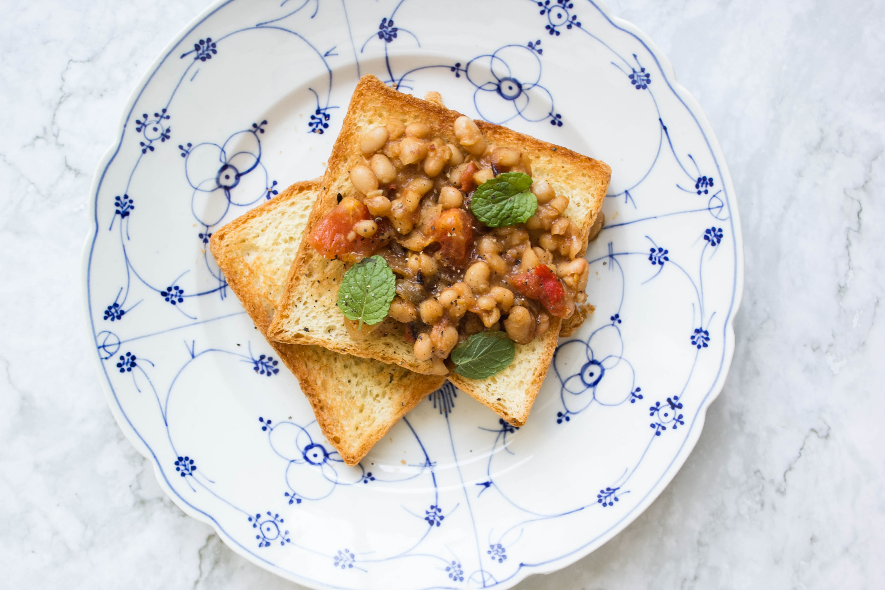Lobia Masala (White Beans with Tomatoes) - Pakistan Eats