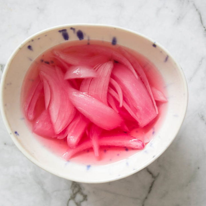 Pakistani Pickled Red Onions - Pakistan Eats